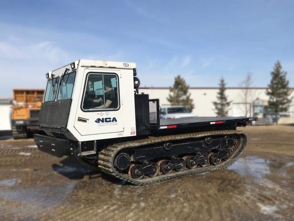 Used Tracked Carriers Canada | Quality Pre-Owned Rubber Track Equipment